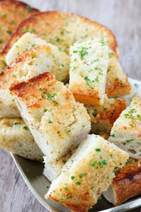 The Best Garlic Bread - Foodtastic Mom