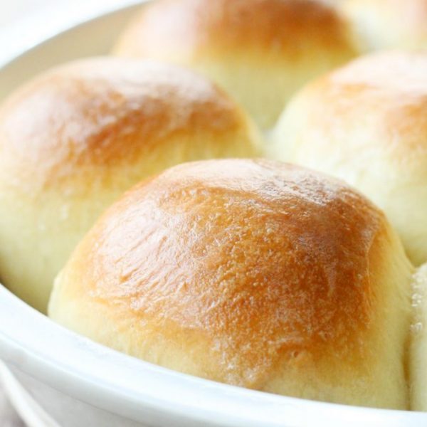 Grandma's Dinner Rolls Recipe - Foodtastic Mom