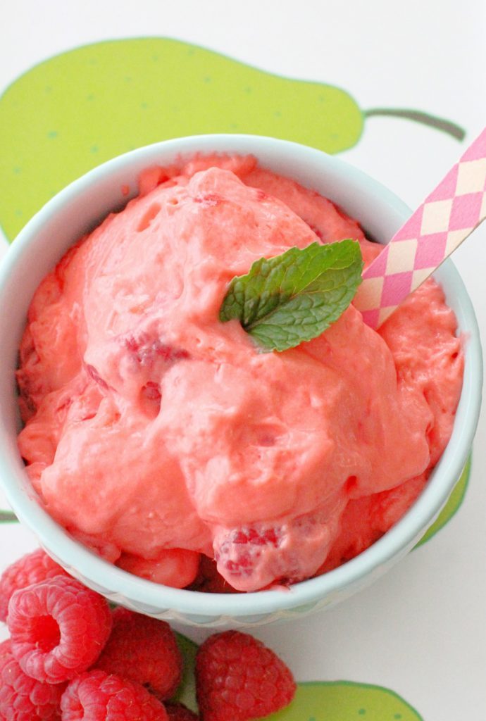 Raspberry Fluff - Foodtastic Mom