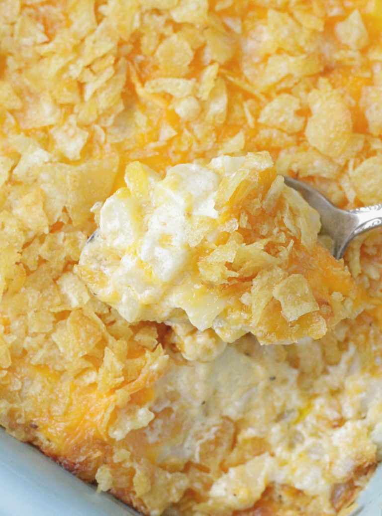 Cheesy Potatoes - Foodtastic Mom