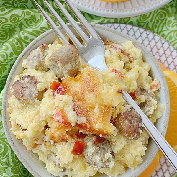 Loaded Grits Breakfast Casserole - Foodtastic Mom