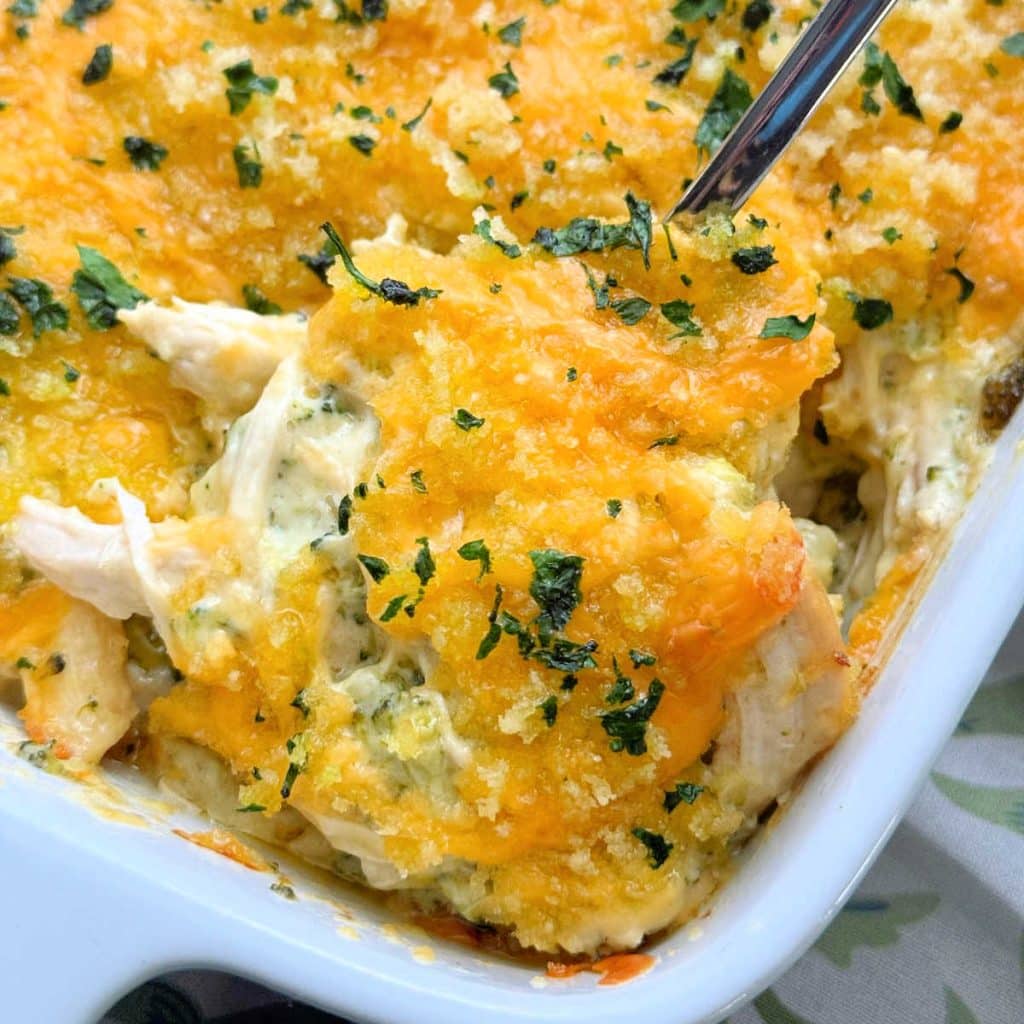 Easy Chicken Divan Casserole Recipe with Broccoli - Foodtastic Mom
