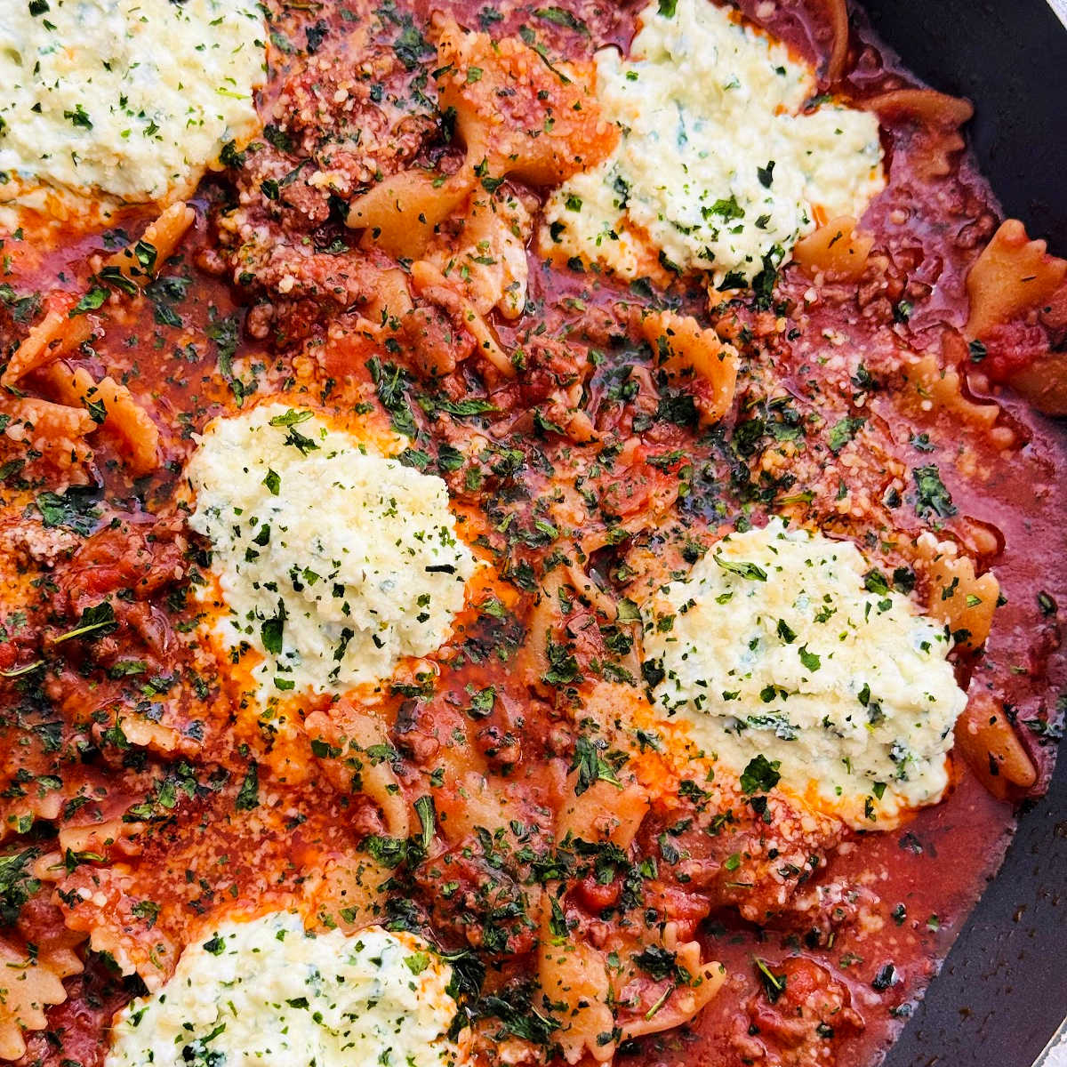 One Pot Lasagna - Foodtastic Mom
